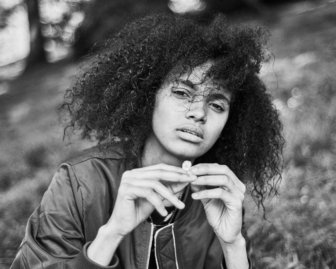 Face Lace photographed by Felix Lammers - LetKiss